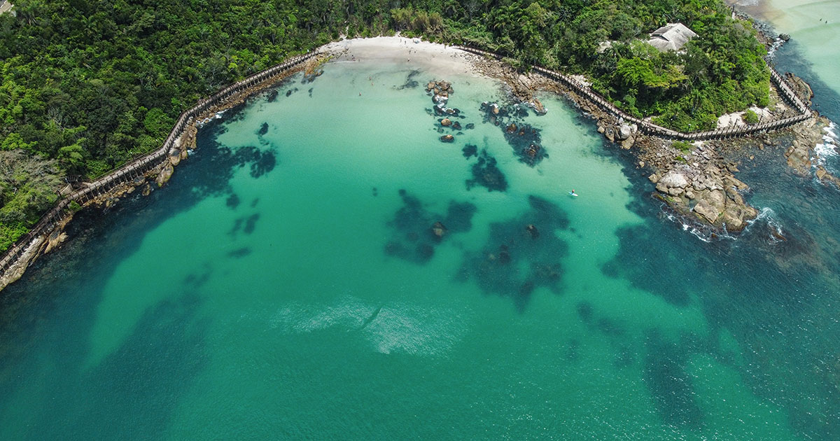 As 9 melhores praias para conhecer em Bombinhas Santa Catarina ...